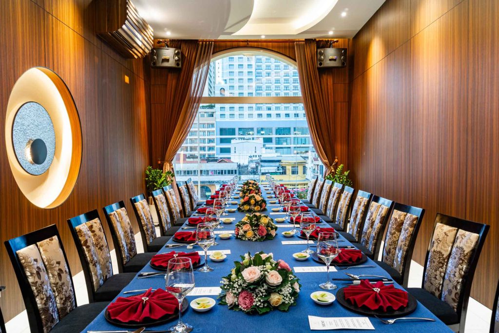 Deluxe Room - KHÁCH SẠN KIM ĐÔ (ROYAL HOTEL SAIGON)